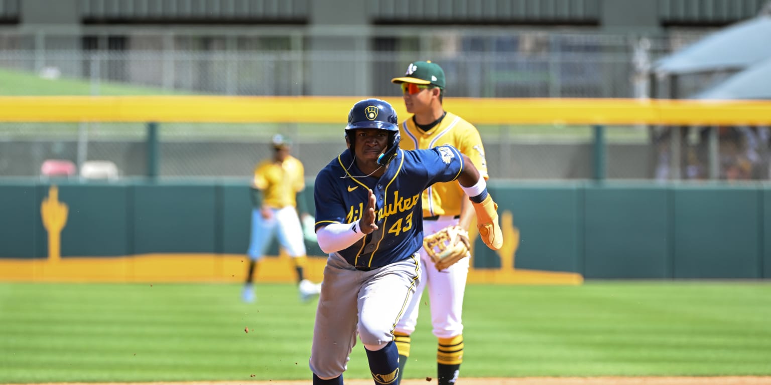 Luis Peña cleared to resume baseball activities after April hospitalization