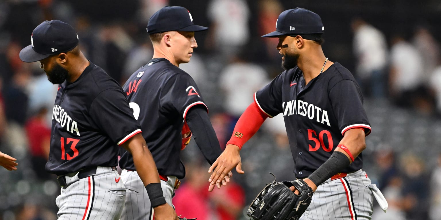 Twins put together team win against Guardians