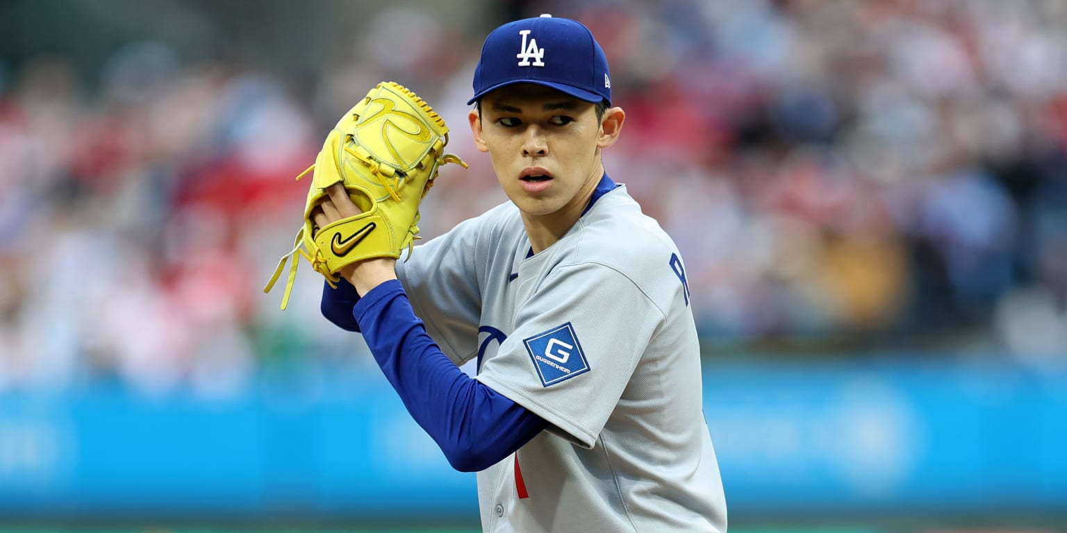 Roki Sasaki strikes out 4 in Dodgers start vs Phillies