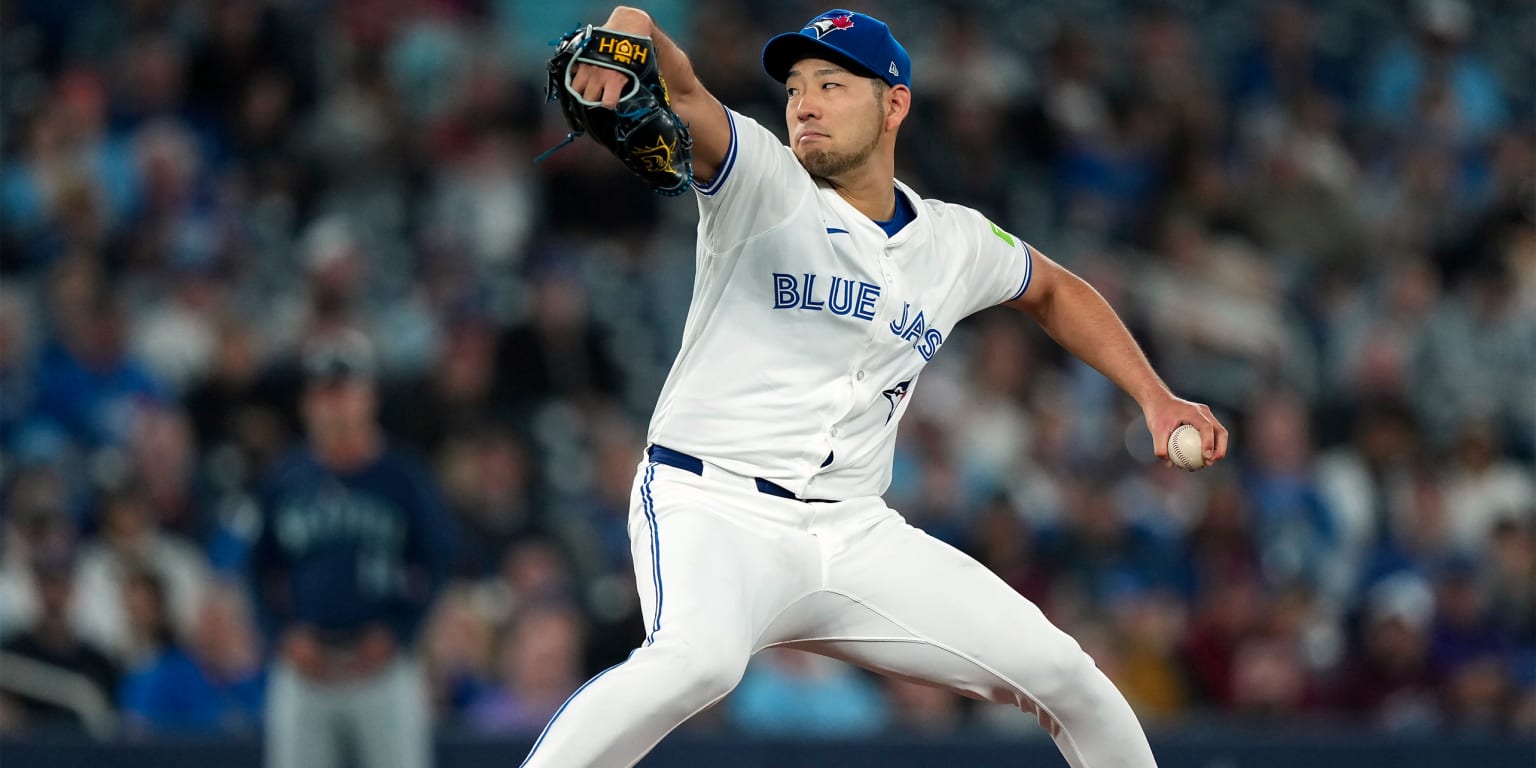 Yusei Kikuchi Shares Leisurely Activities With Blue Jays