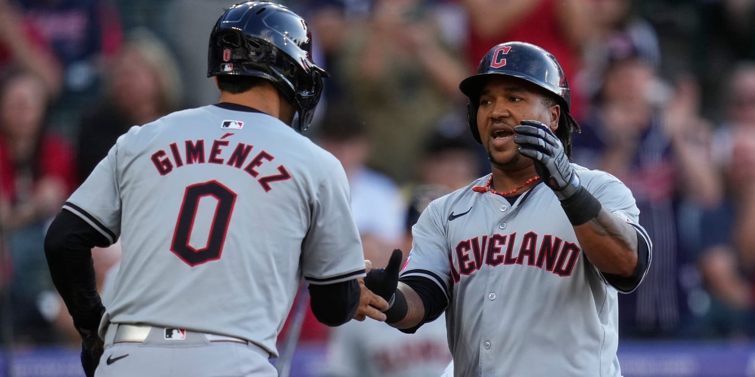 Jonrones de J-Ram, Naylor (2) lideran paliza de Guardianes en Denver