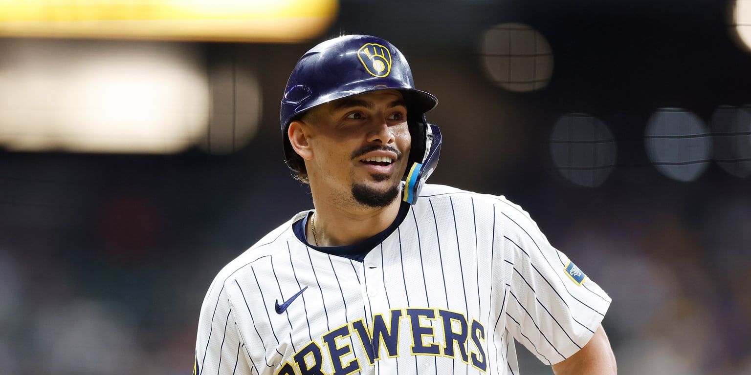 Brewers gain Draft pick as Willy Adames signs with Giants