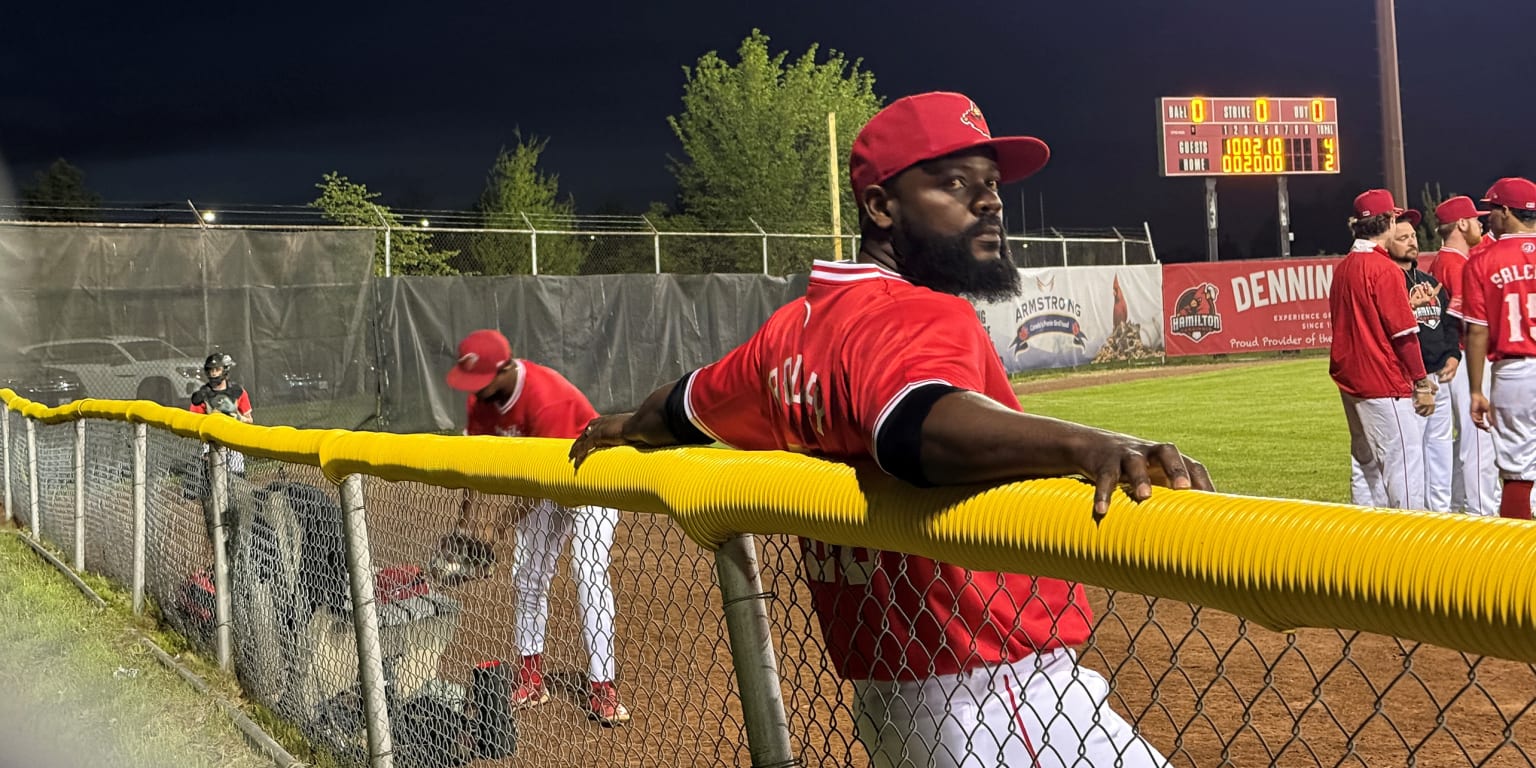 Fernando Rodney pitching in Canadian baseball league