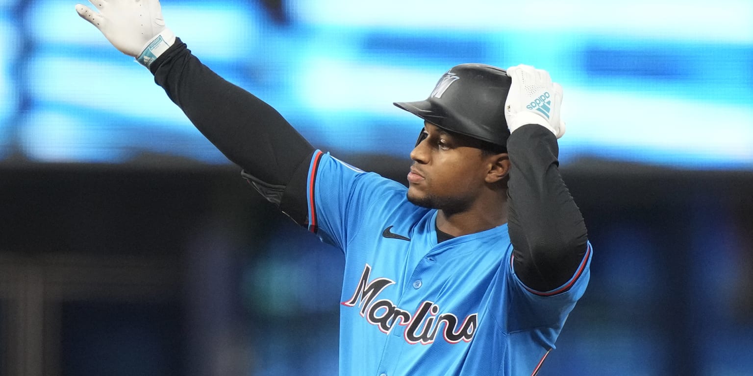 Xavier Edwards flashing skills at shortstop with Marlins