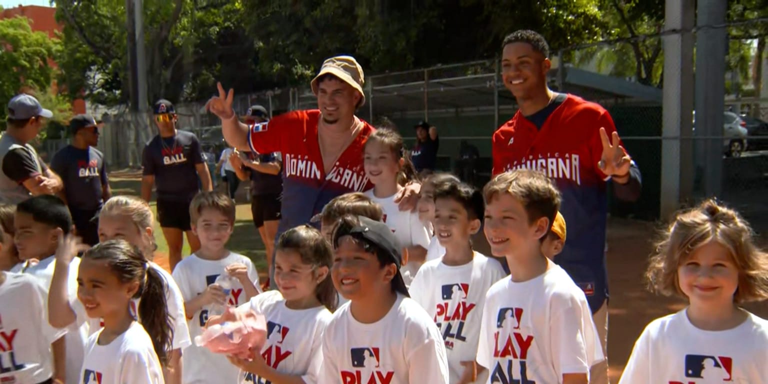 MLB hosts World Baseball Classic Play Ball event in Miami