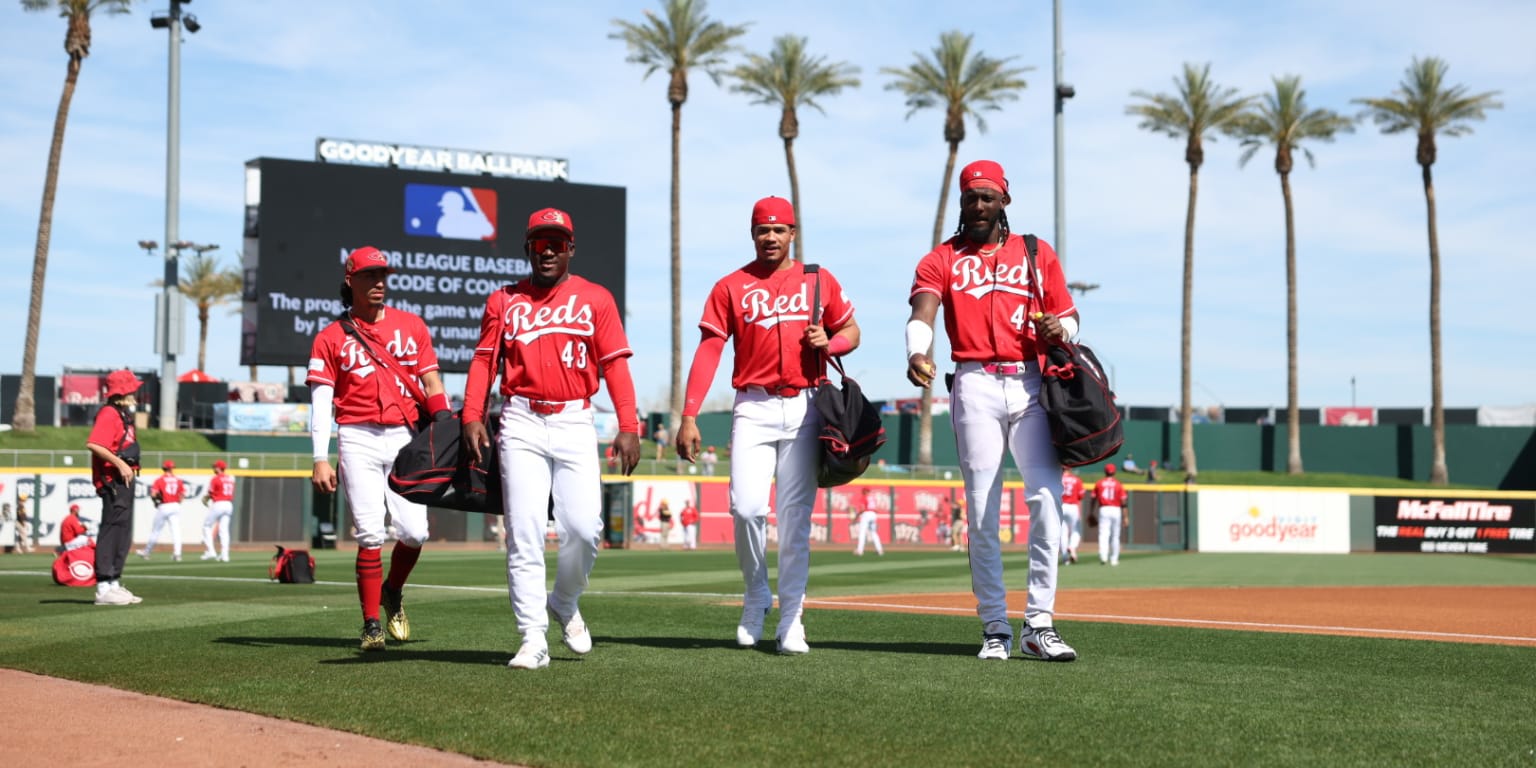 Edwin Arroyo called up by Reds after Elly De La Cruz sent to IL
