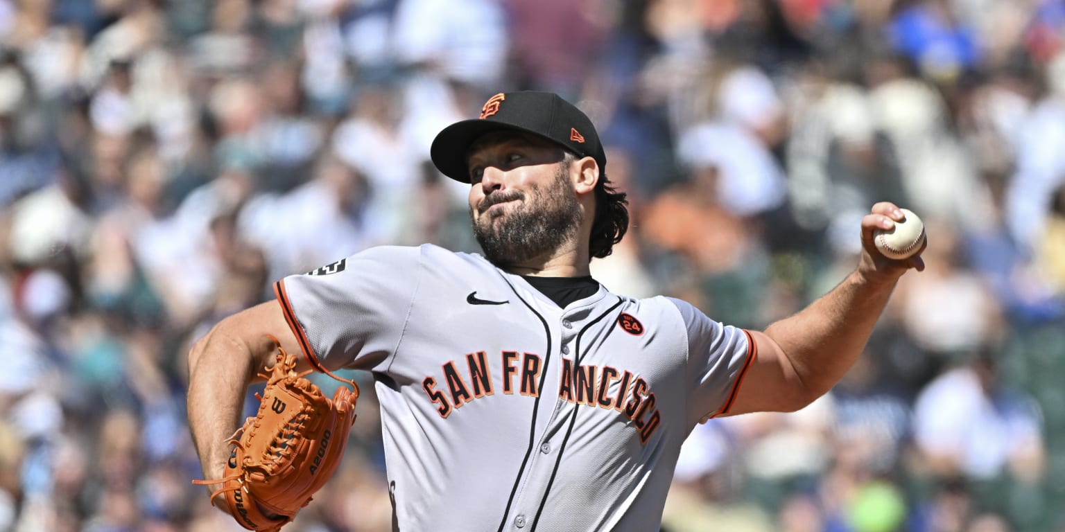 Ray declines opt-out; Flores exercises player option with Giants ...