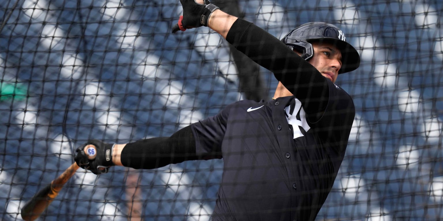 J.C. Escarra, a former Uber driver, trying to win roster spot with Yankees