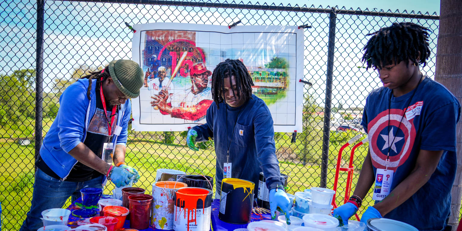 Phillies & Mural Arts Philadelphia Host Mural Paint Dayin Honor of ...
