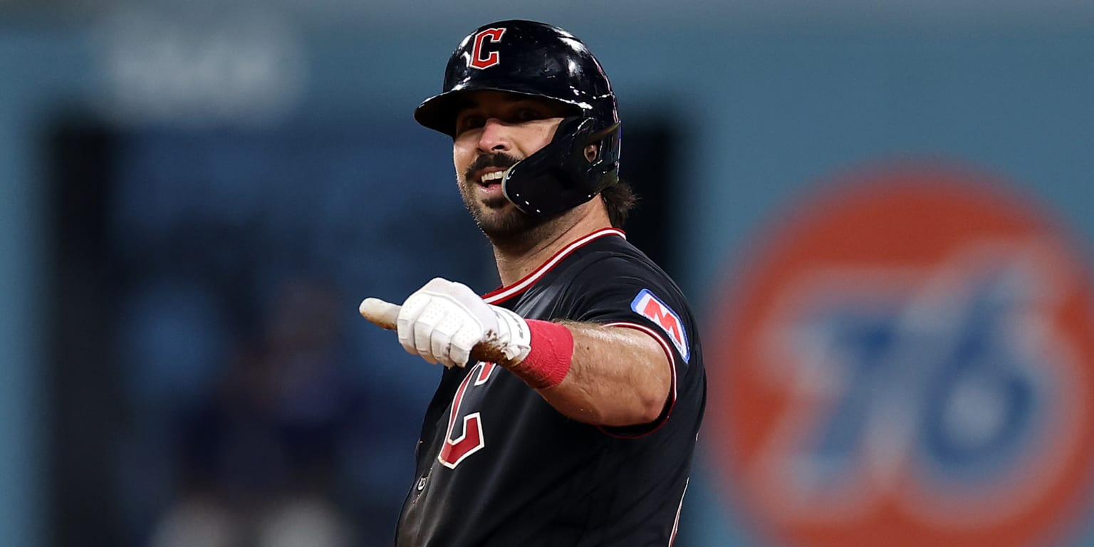 Austin Hedges celebrates 10 years of service time