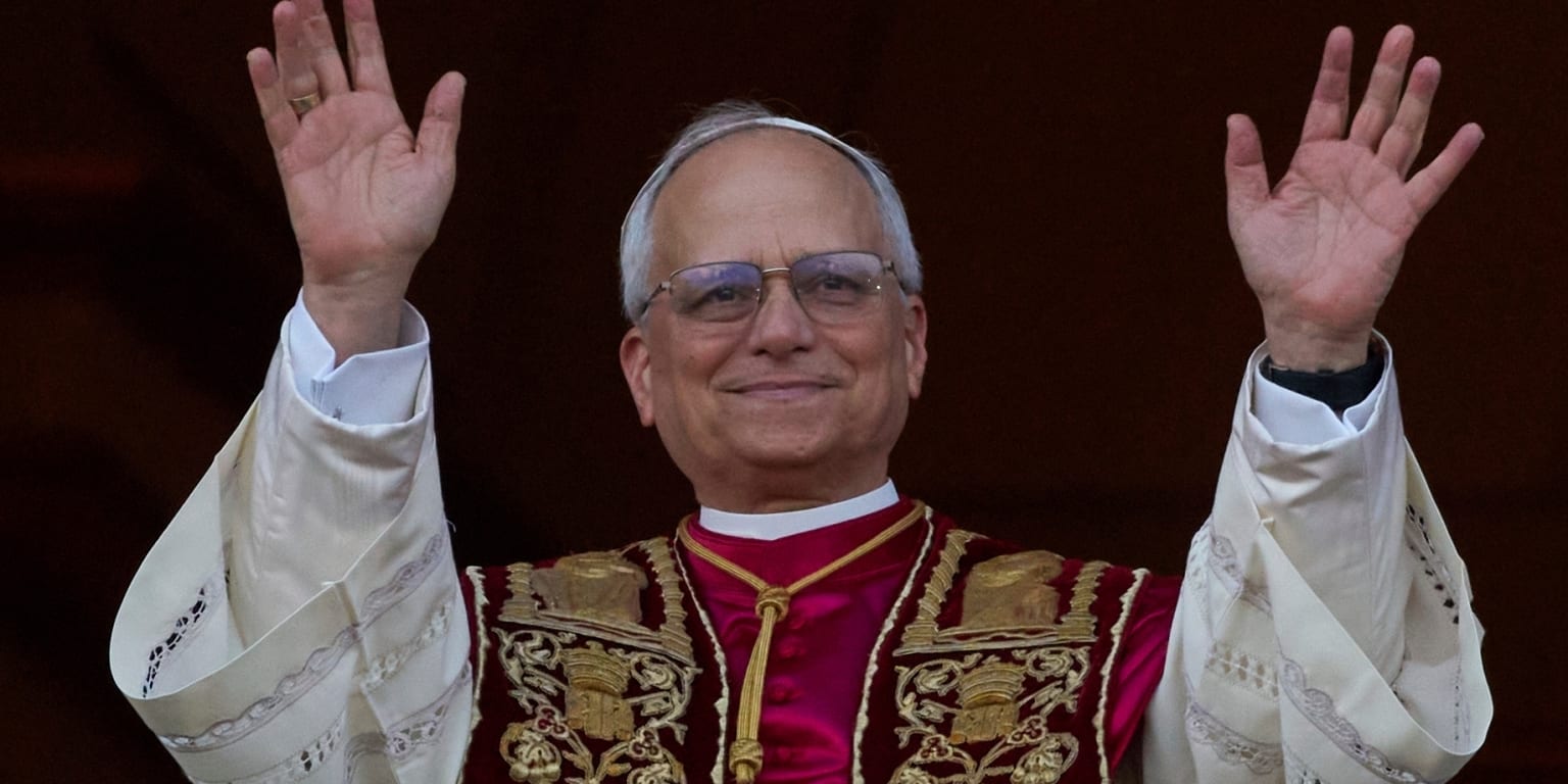Is the new pope a Cubs or White Sox fan?