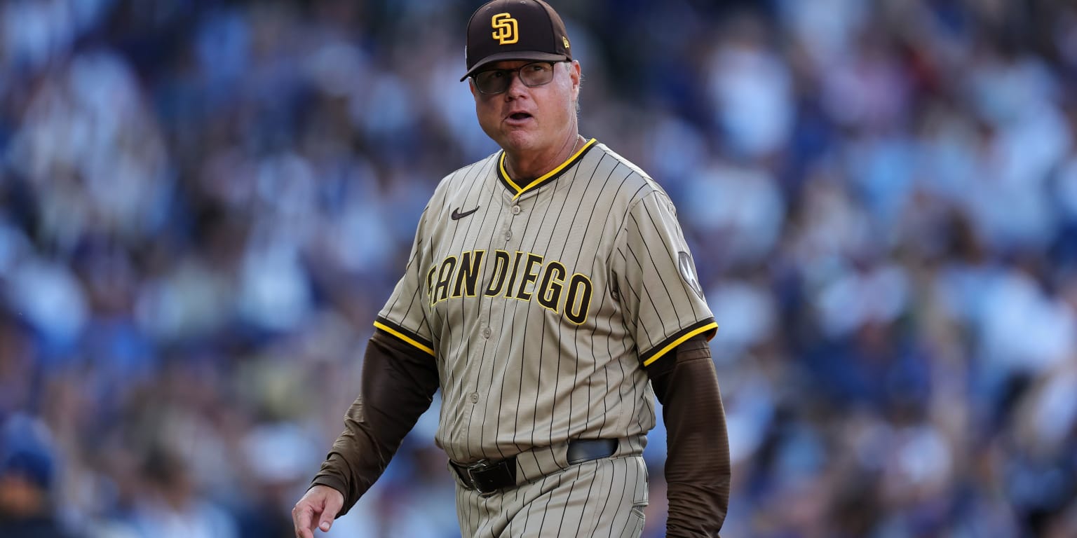 Mike Shildt retiring as Padres manager