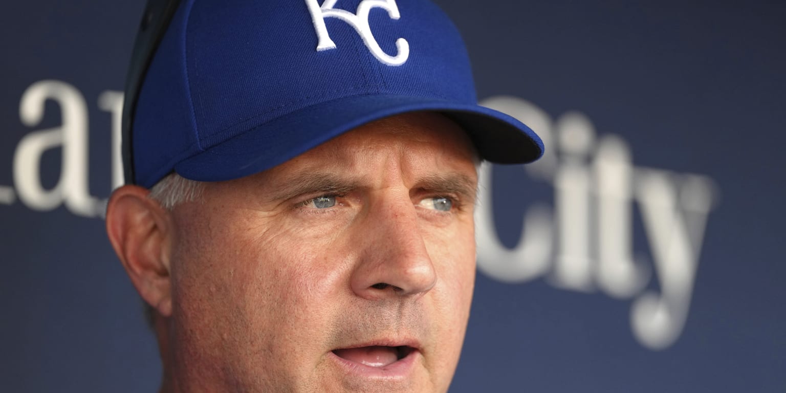 Royals not renewing contracts of assistant hitting coaches