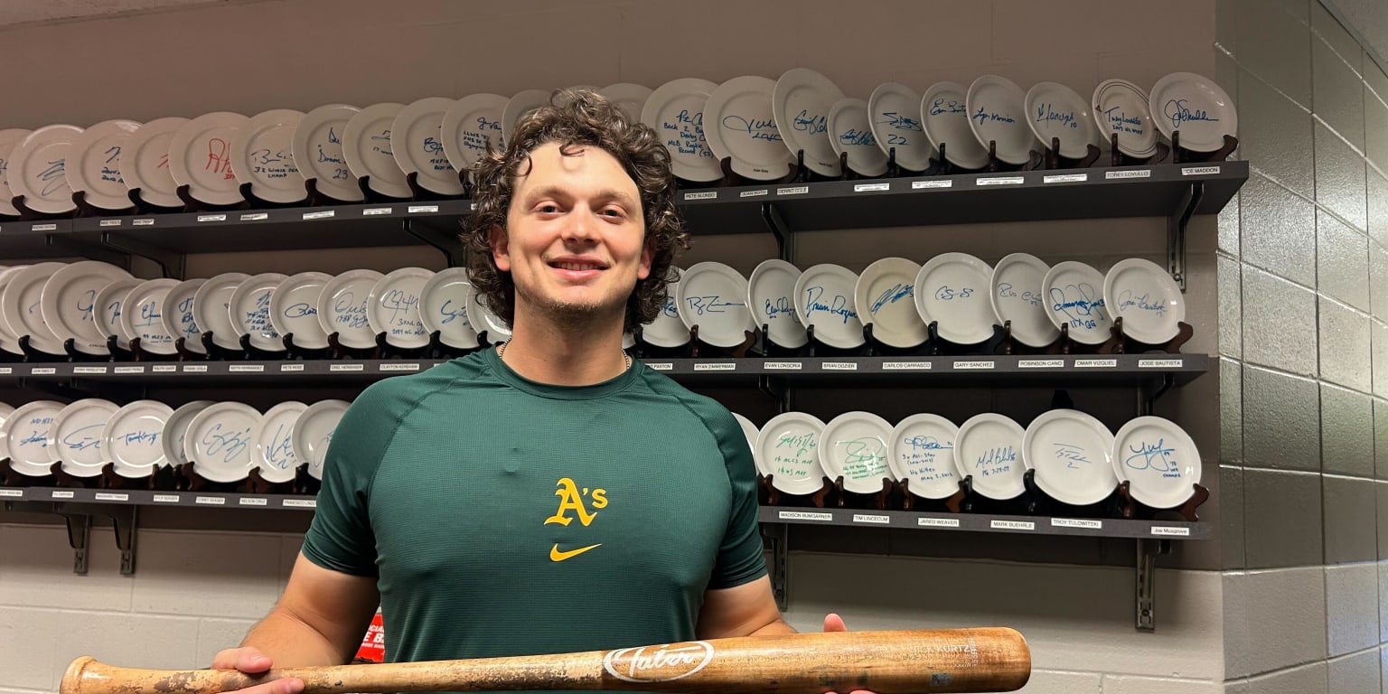 Nick Kurtz's bat from historic 4-HR game goes to Hall of Fame