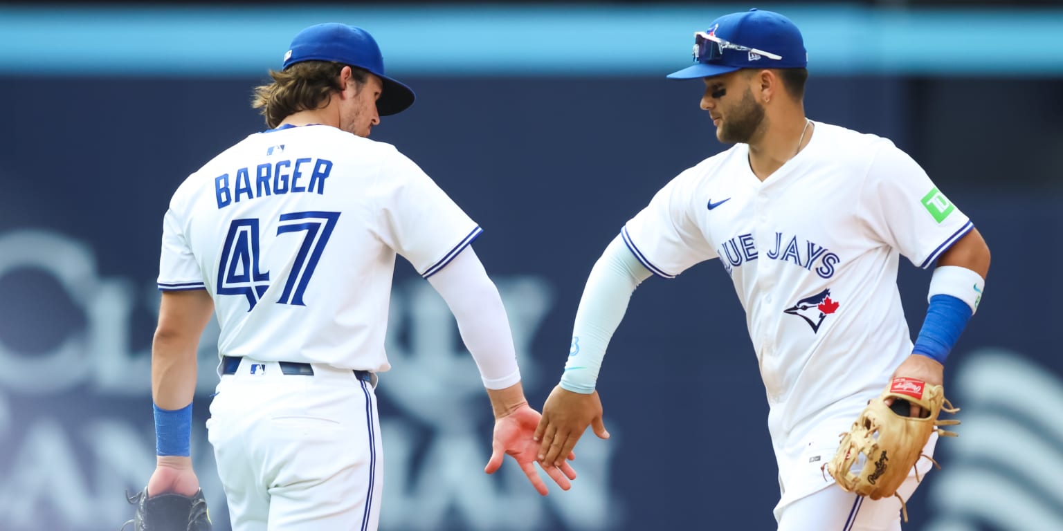 Blue Jays' AL East worst-to-first turnaround in 2025