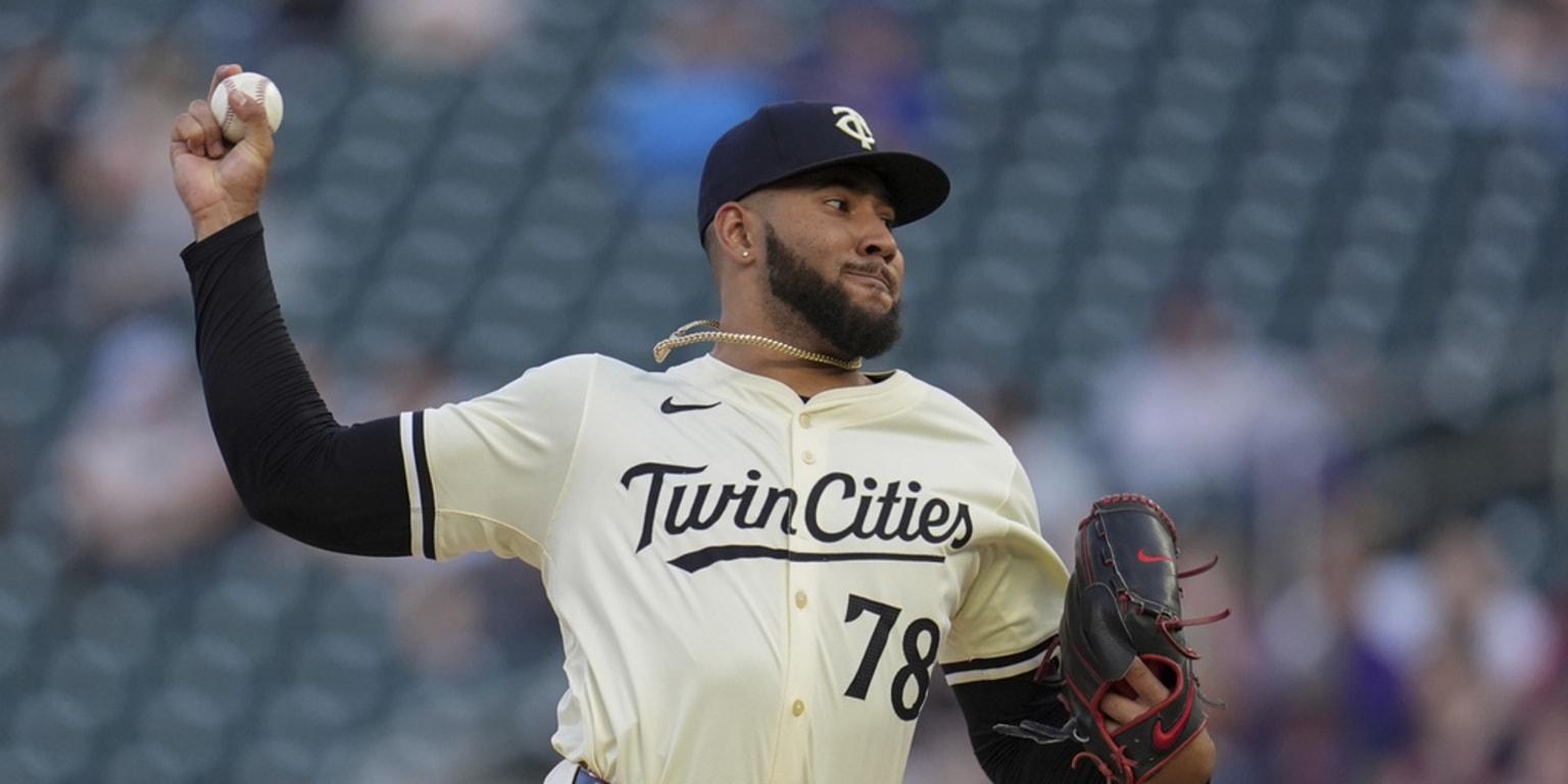 Woods domina bates de Seattle y Twins regresan a la senda del triunfo