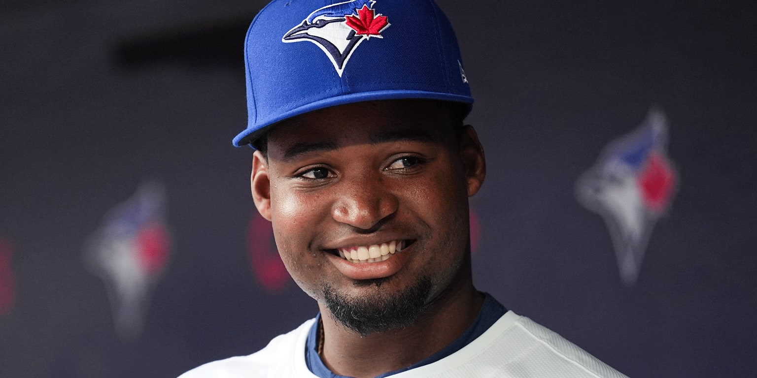 Orelvis Martinez enters crucial Spring Training 2025