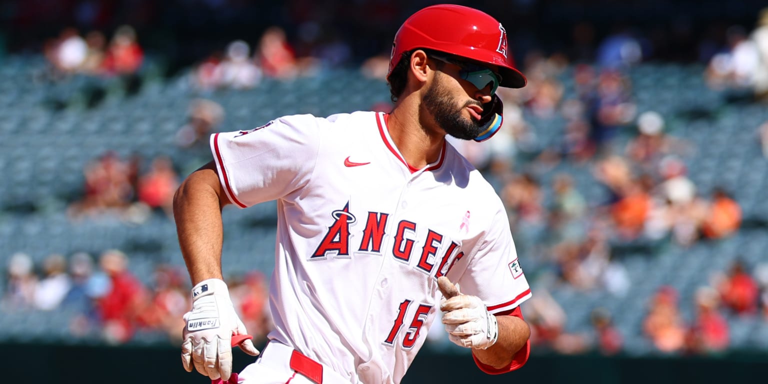 Angels place Yoán Moncada, Robert Stephenson on injured list