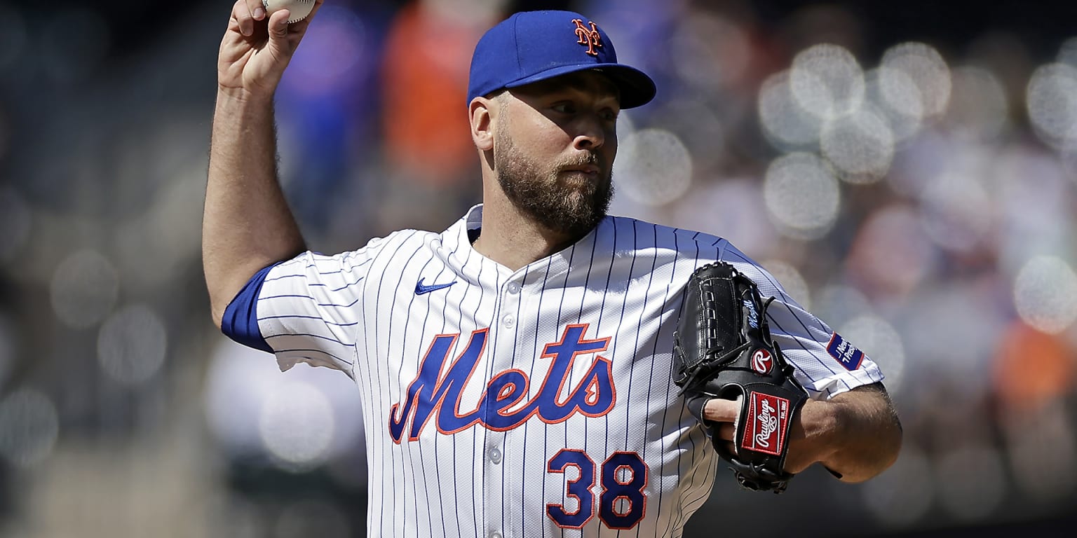 Tylor Megill leaves start vs. Brewers with sore right shoulder