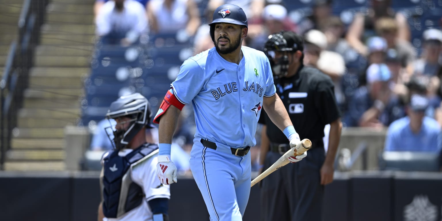 Anthony Santander, Blue Jays trying to spark offense