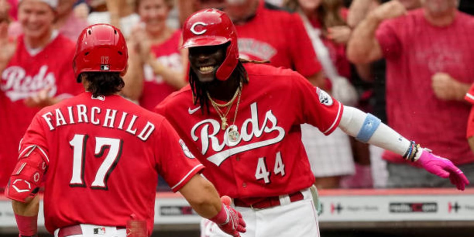 Jonrón de piernas de Fairchild no alcanzó contra Marlins