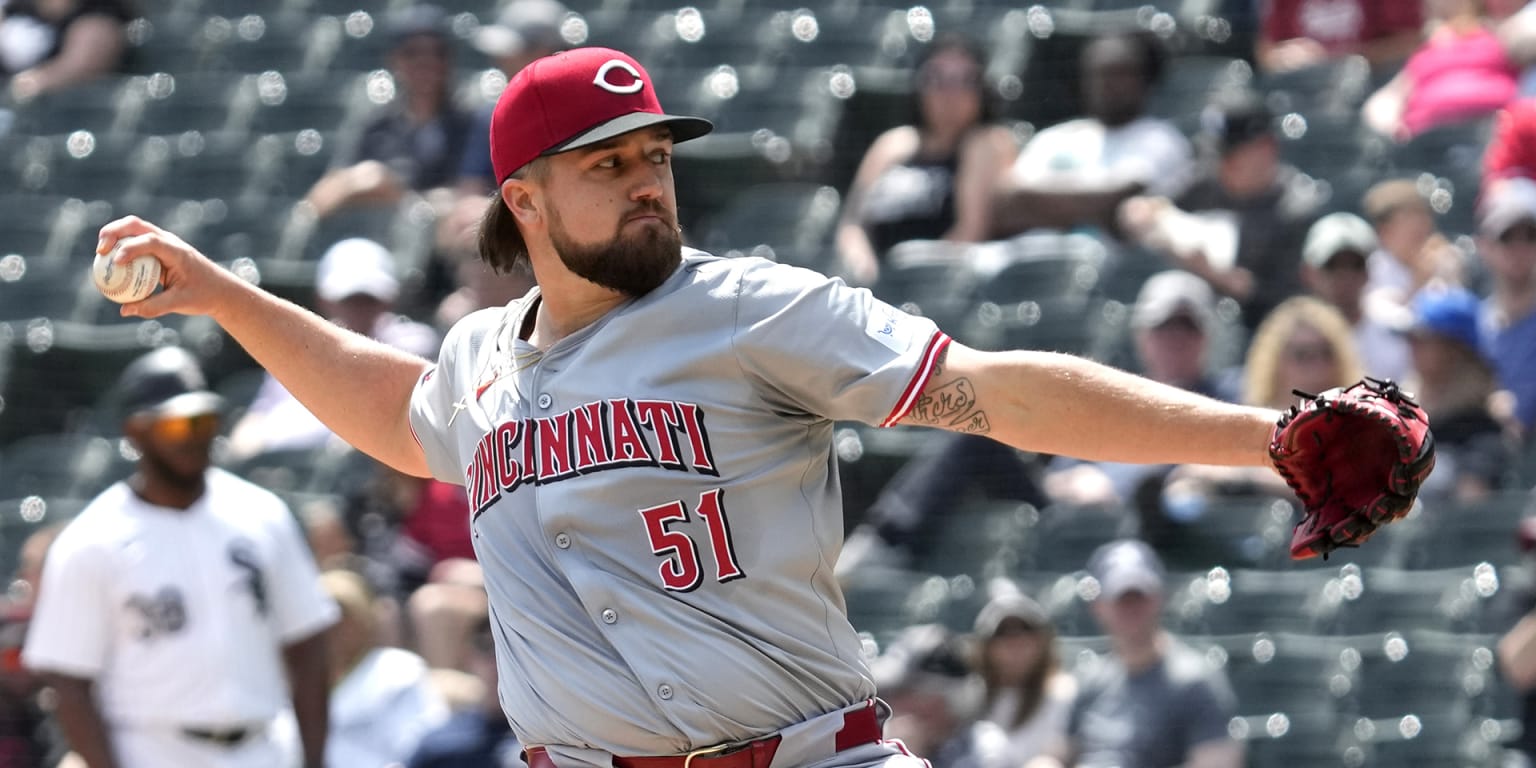 Reds sweep White Sox for first time in franchise history