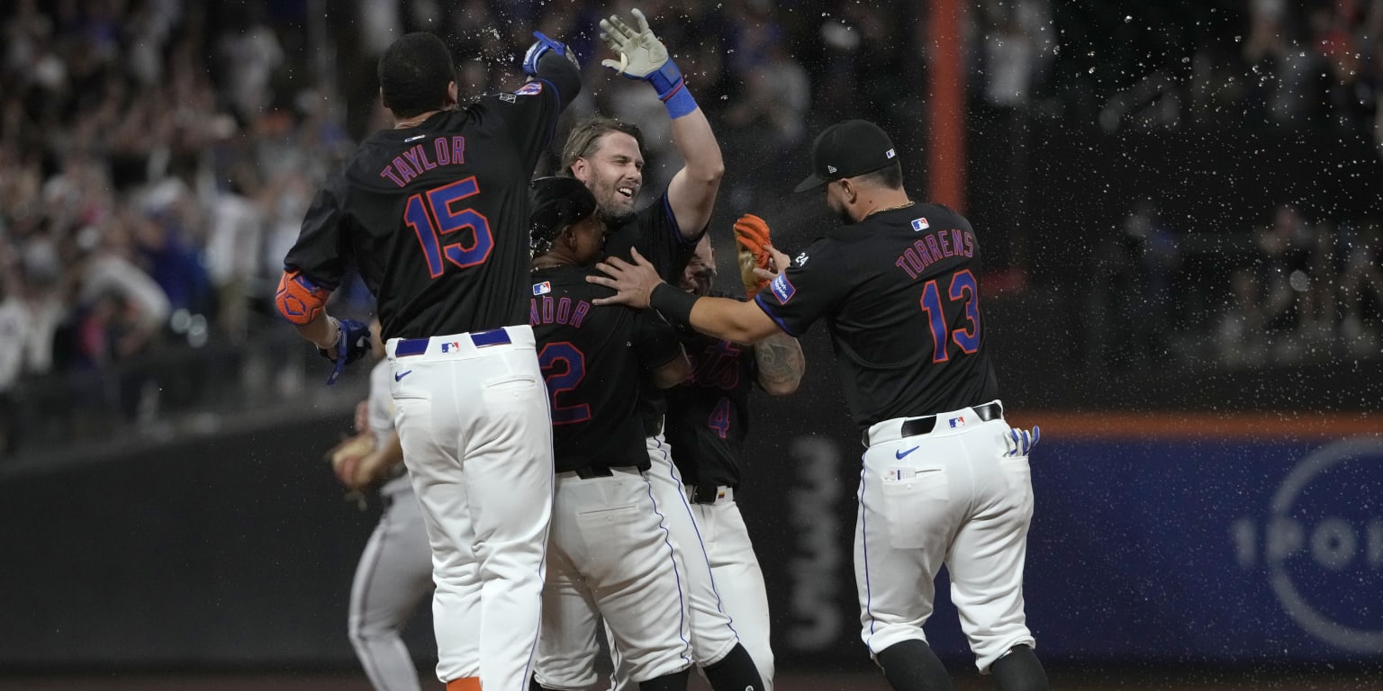 Mets walk off Braves in 10 innings
