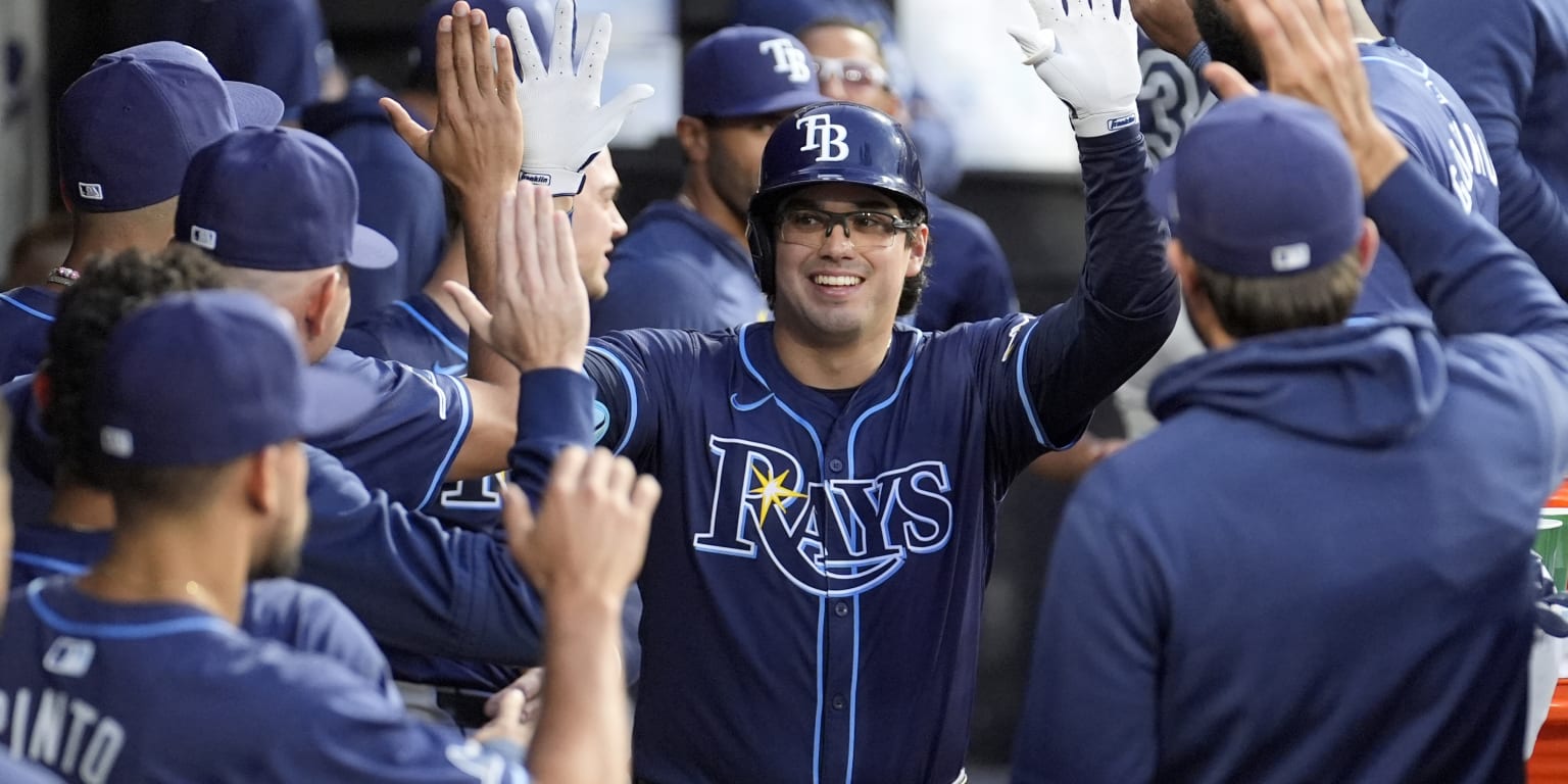 Mariners trade for infielder Austin Shenton from Rays