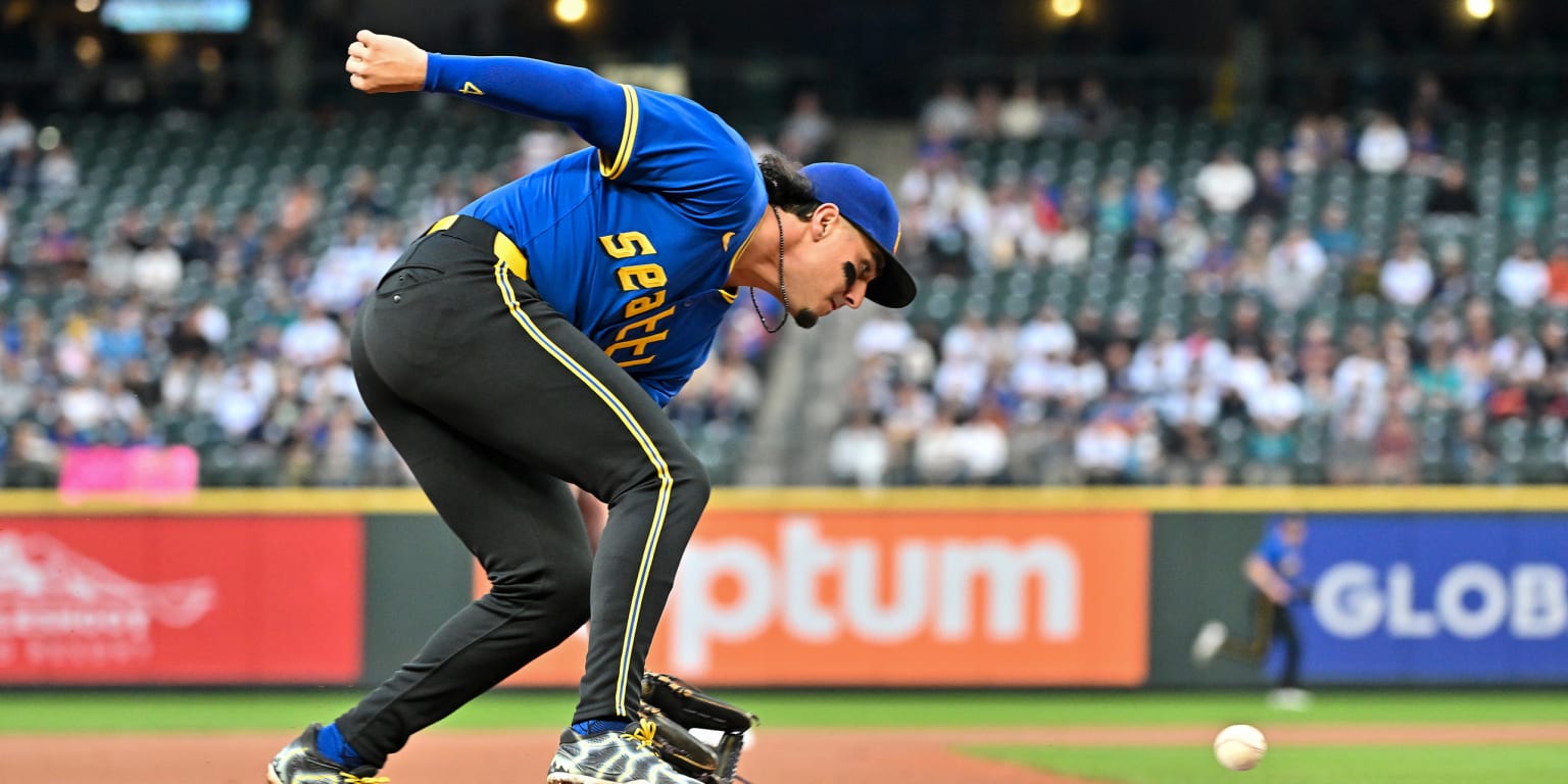 Josh Rojas, Austin Voth among 4 Mariners set free at non-tender deadline