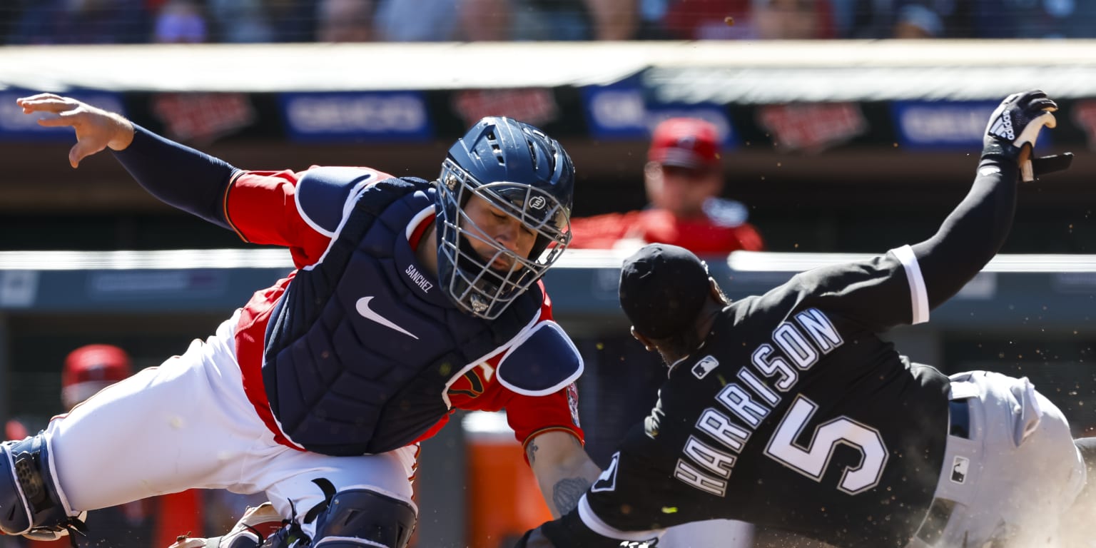 White Sox evitan barrida con oportuno 2B de Abreu