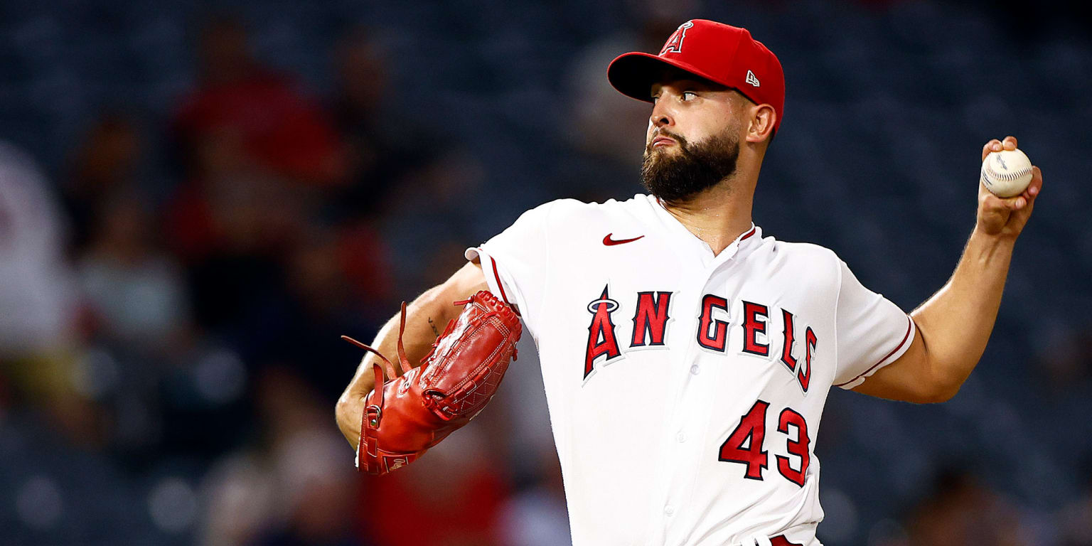 Angelinos superan a Atléticos con hit clave de Adell