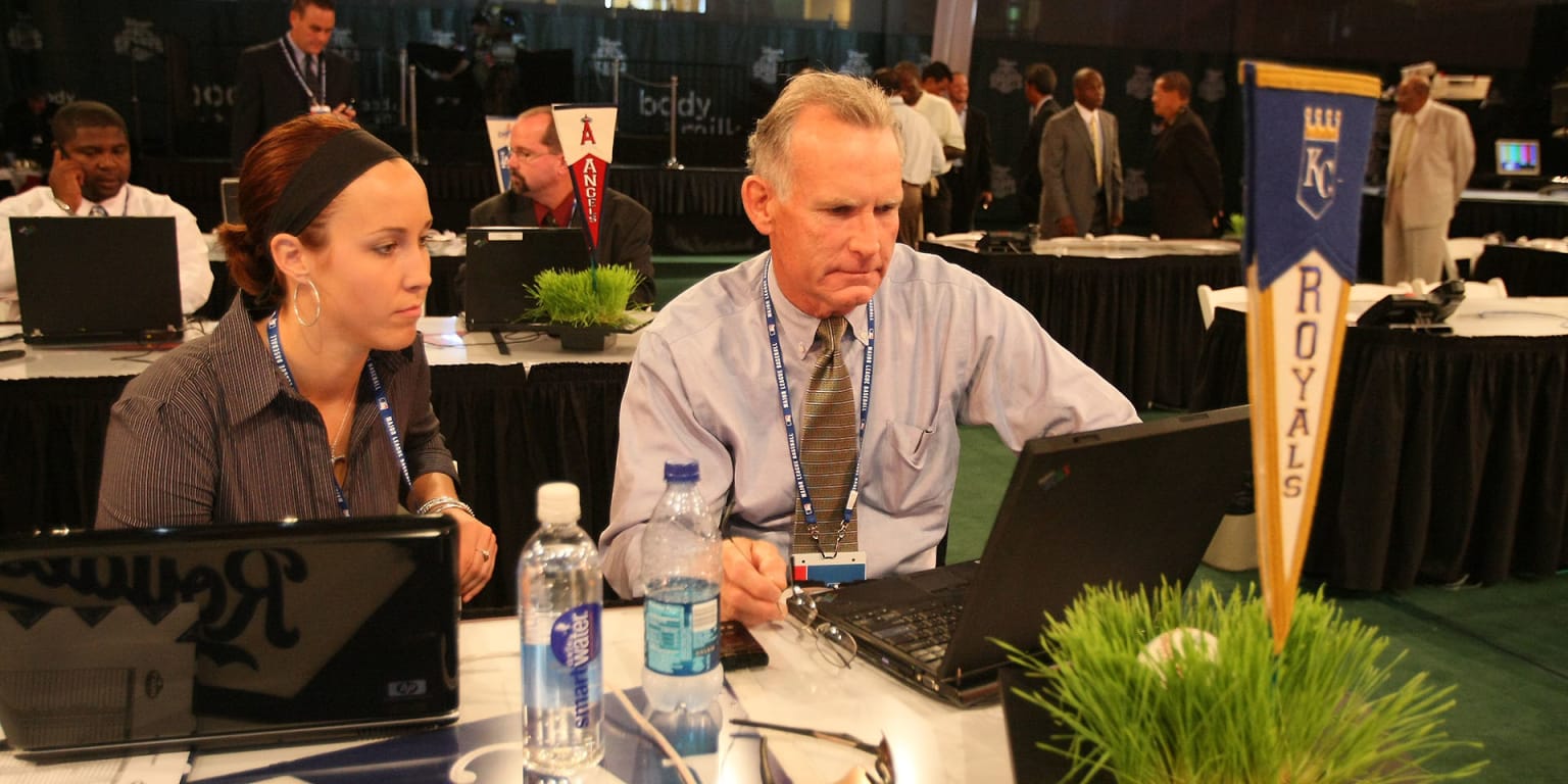 John Wathan discusses retirement after decades with Royals