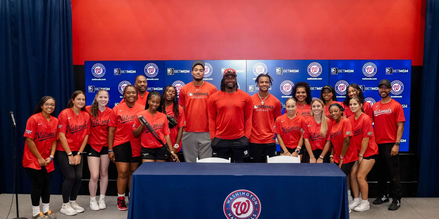 Josh Bell Announced as Nationals Nike RBI Ambassador, Visits Youth ...
