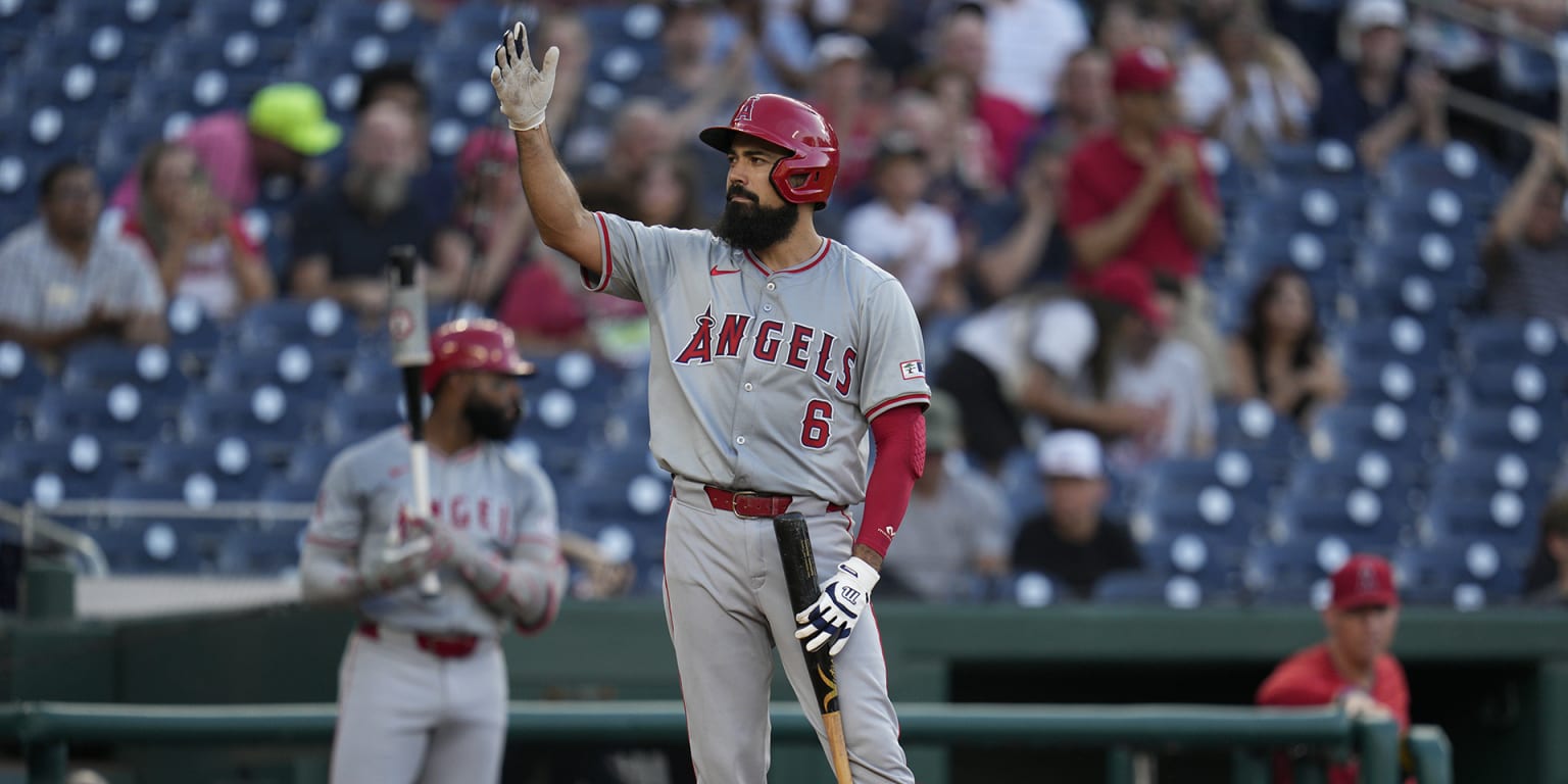 Anthony Rendon returns to Nationals Park for first time since joining ...