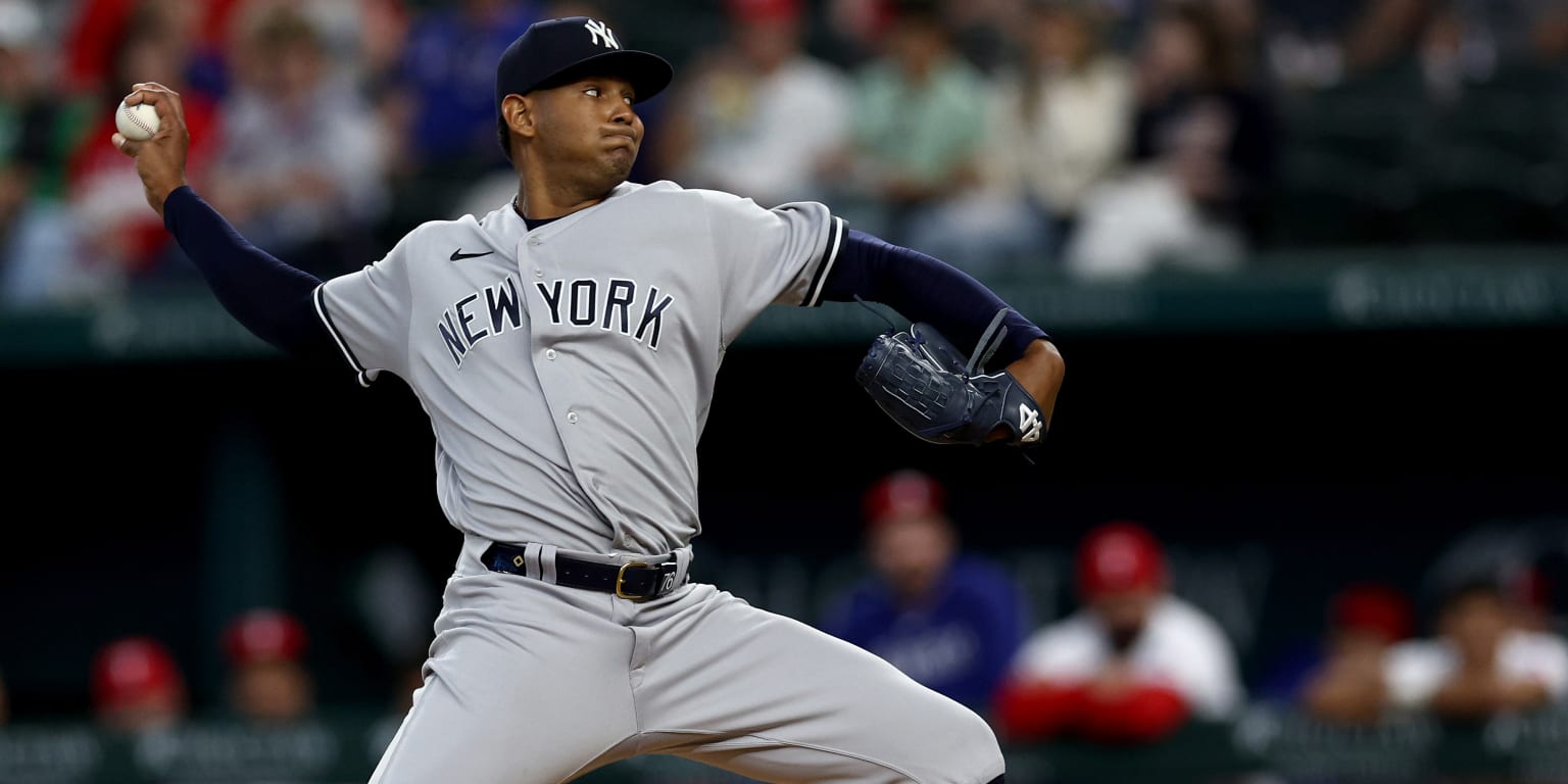 Brito tuvo labor aceptable pero sin respaldo en derrota en Texas