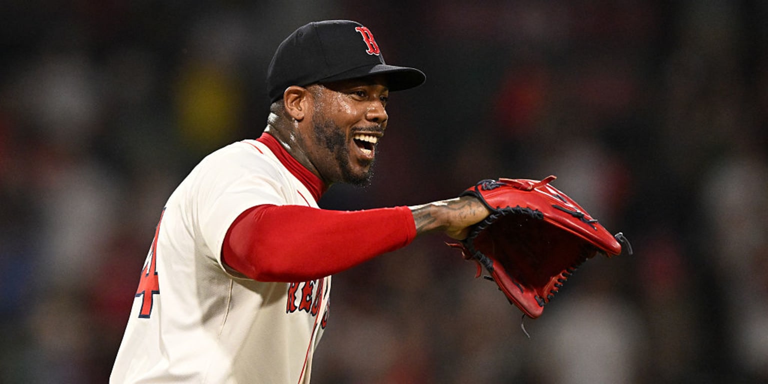 Aroldis Chapman merits Cy Young consideration