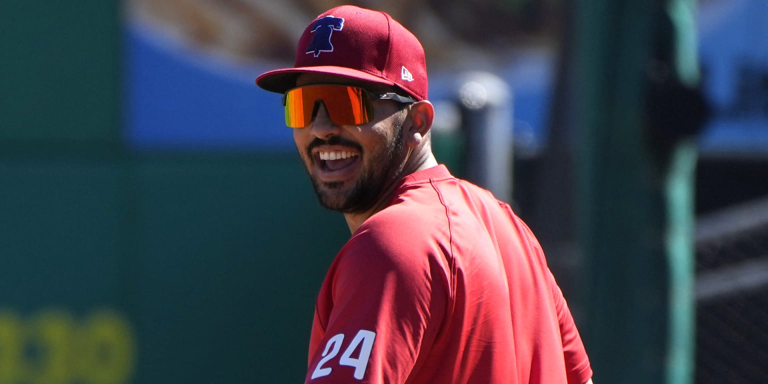 Darick Hall battles for 2024 roster spot with Phillies