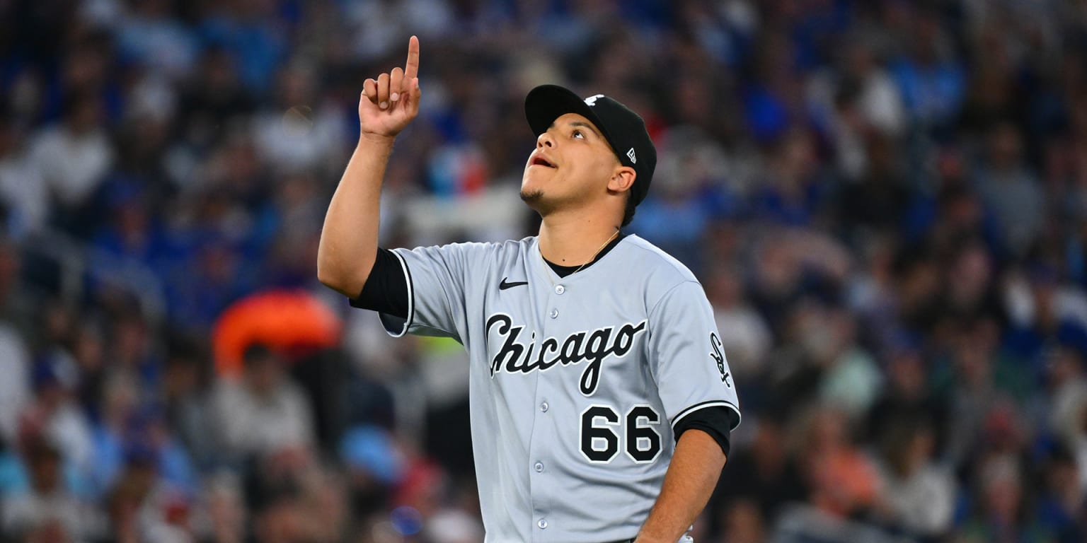Wikelman González makes MLB debut for White Sox; Jake Palisch called up