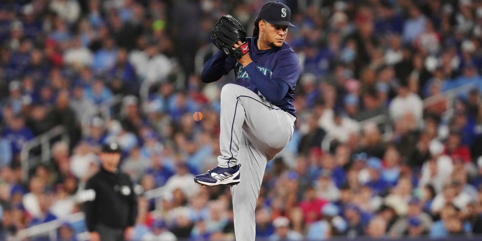 Luis Castillo unable to finish strong against Blue Jays