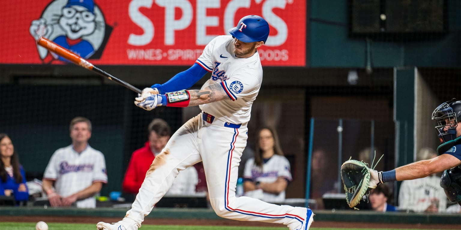 Chris Young stays hopeful despite Rangers offensive woes