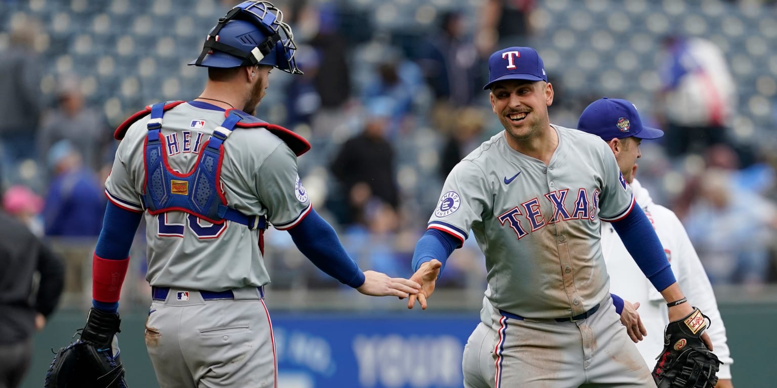 Rangers responden en la 9na y ganan duelo contra Reales en extras