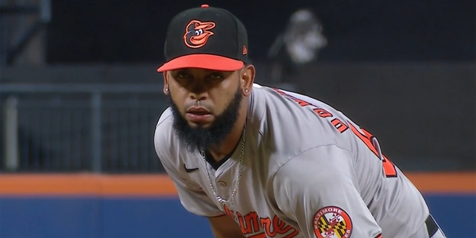 Seranthony Domínguez gives up walk-off homer