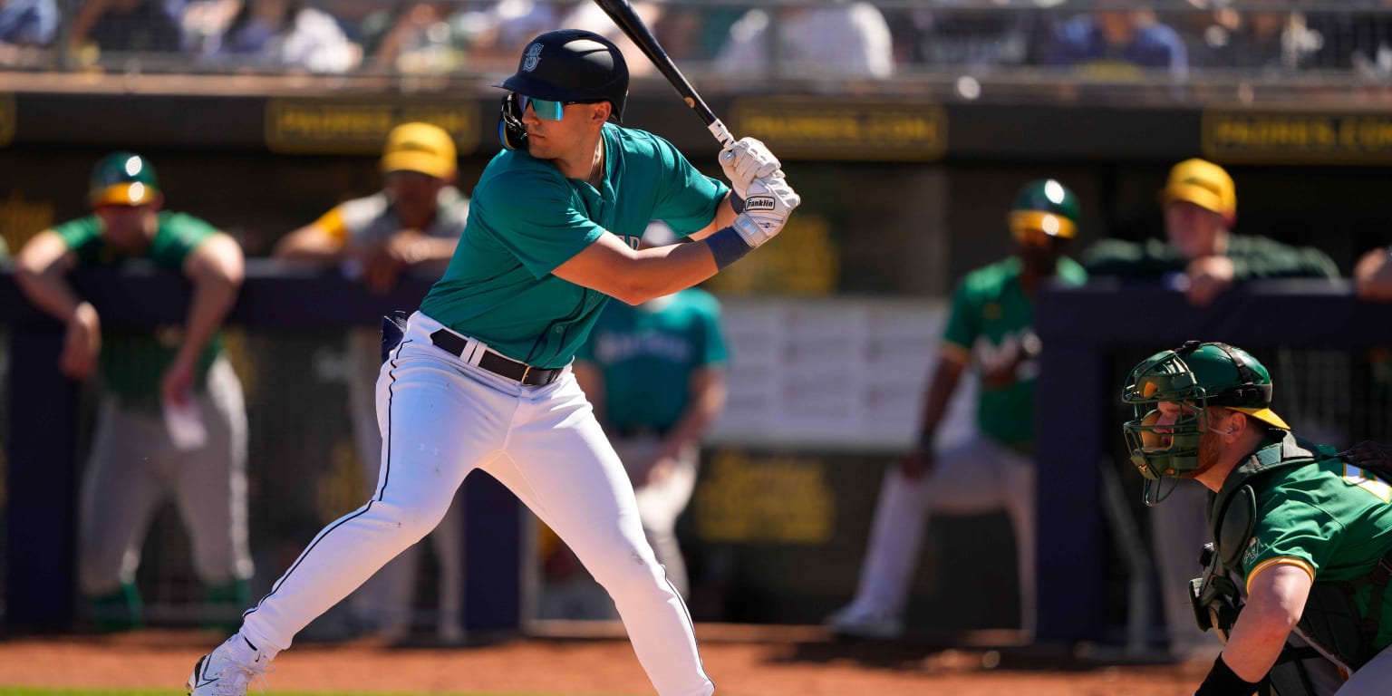 Dominic Canzone hits third spring homer for Mariners