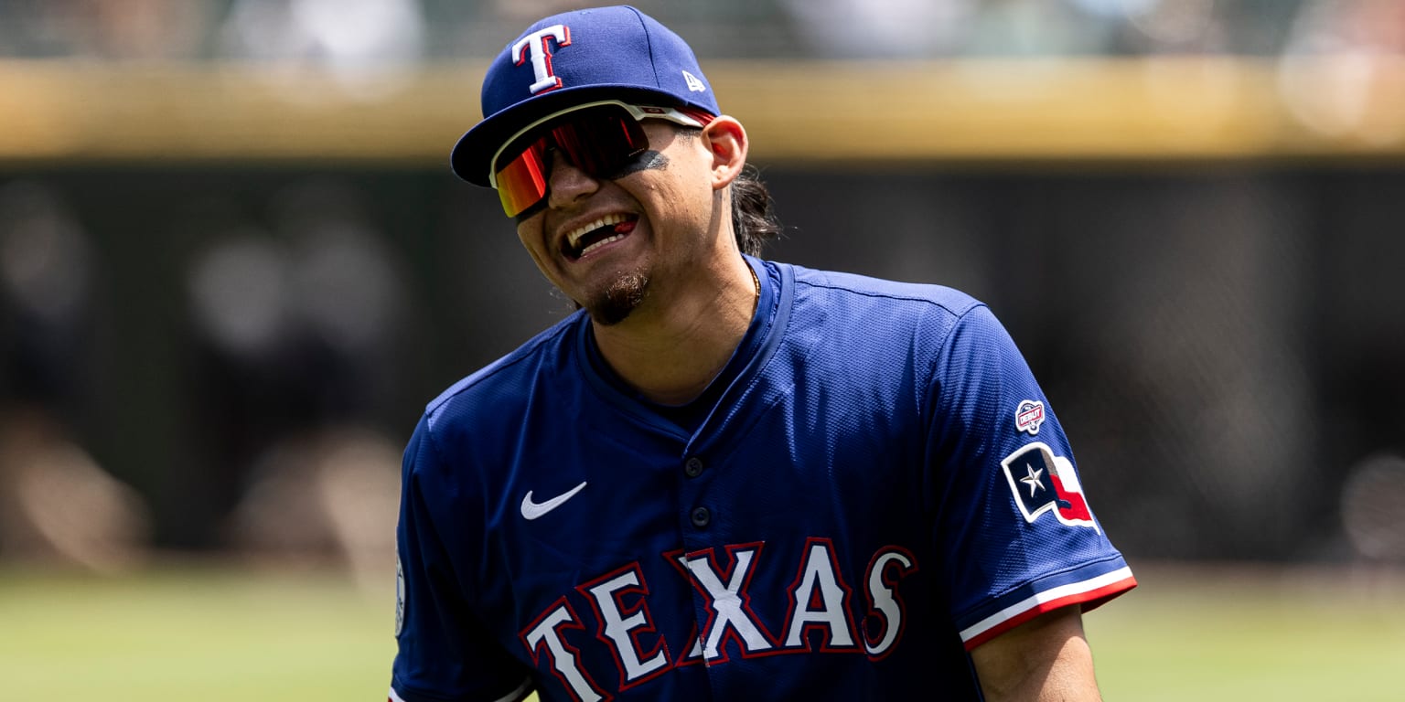 Alejandro Osuna impresses early, provides spark to Rangers' lineup