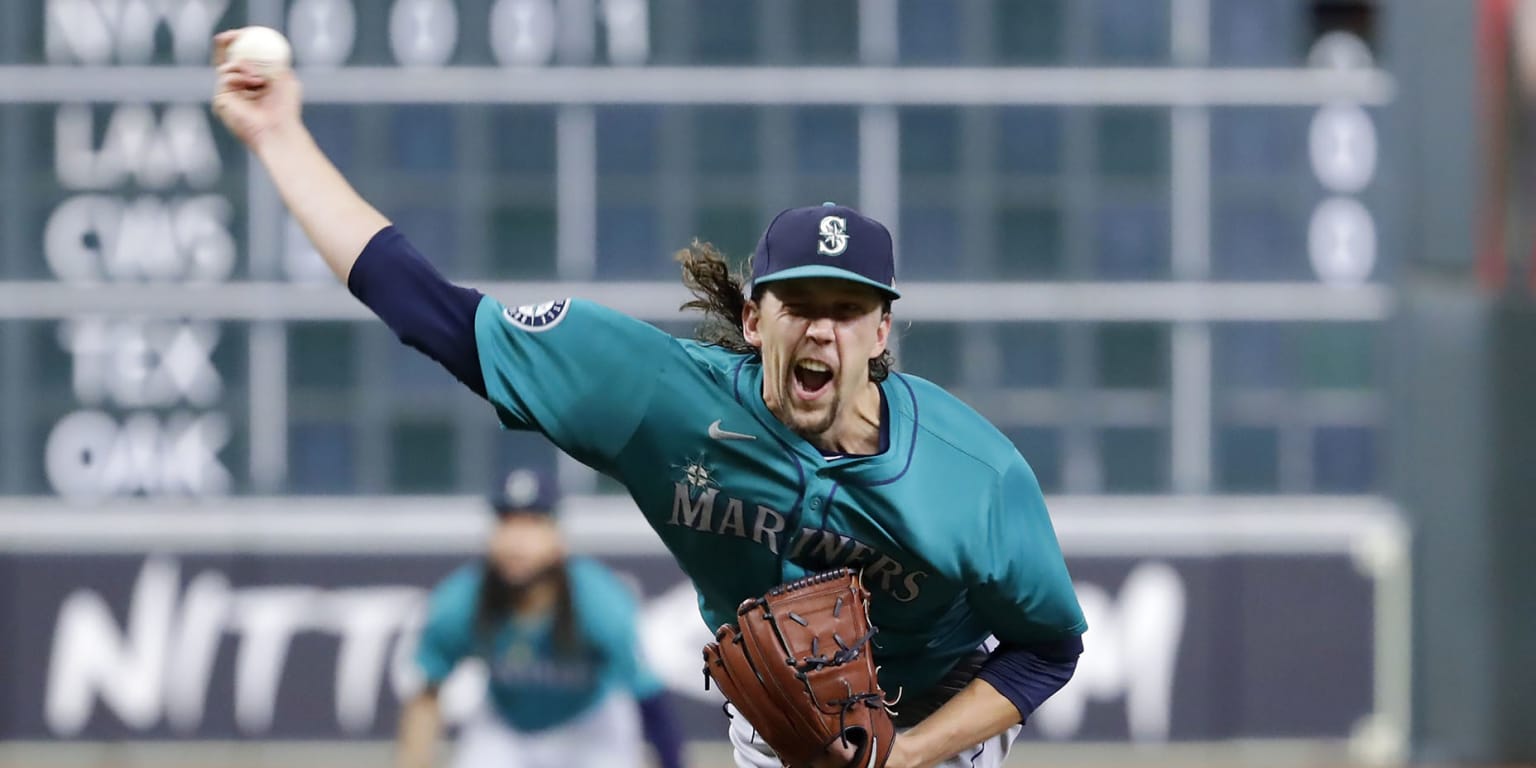 Mariners focus on Wild Card race