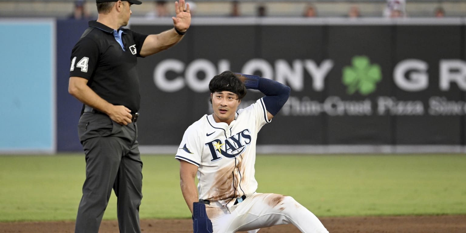 Ha-Seong Kim exits Rays' game with injury