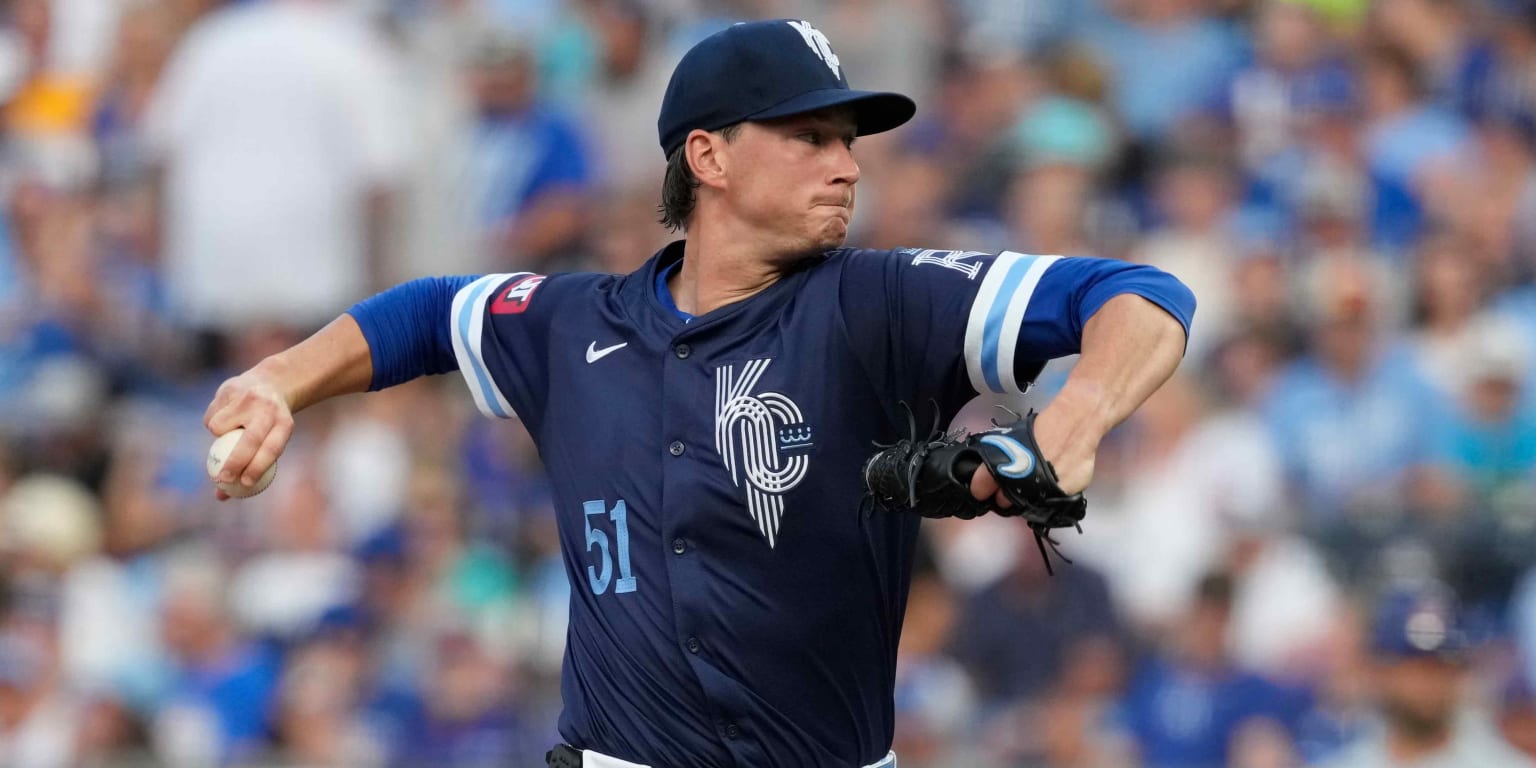 Brady Singer throws seven scoreless innings in Royals' win