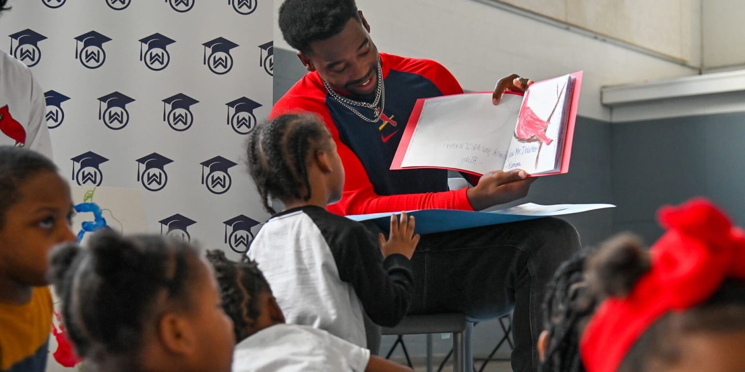 Jordan Walker, Cardinals give back to community