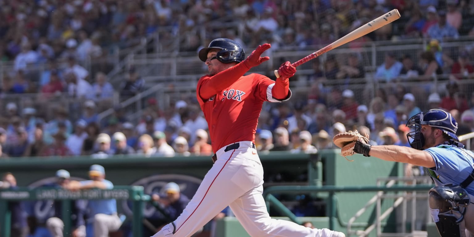 Alex Bregman rides bus with prospects for Red Sox road game