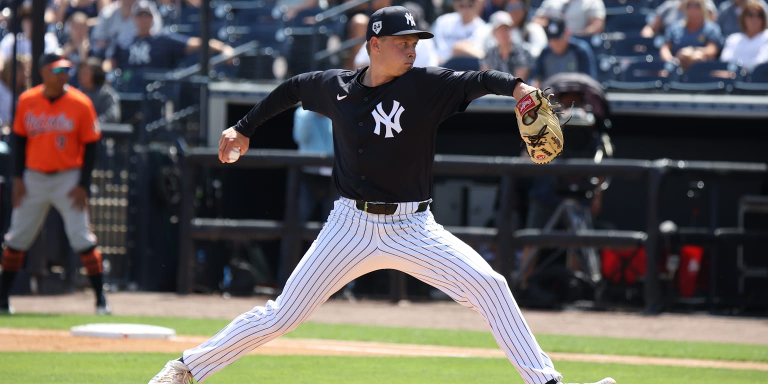 Will Warren impressing Yankees in Spring Training